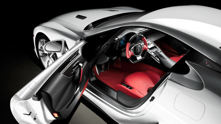 レクサスLFA購入条件を完全解説！限定500台の抽選制度から中古5000万円まで | 車歴ドットコム